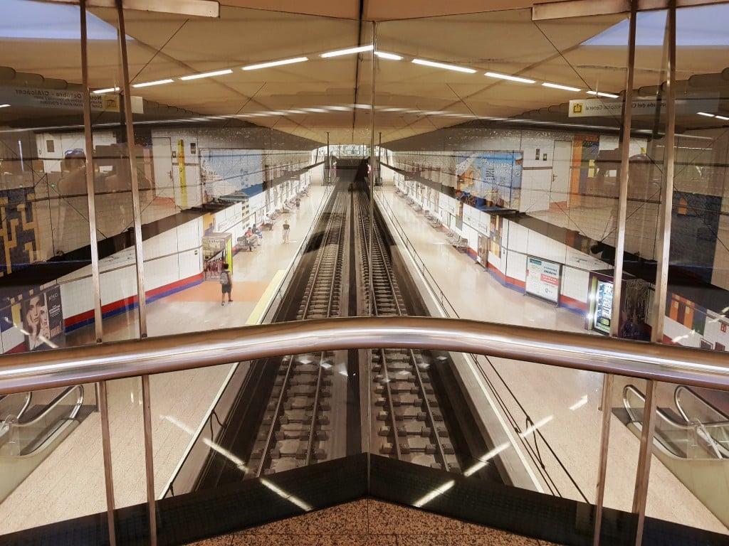 Stațiile de metrou în Valencia, obiectiv turistic? - Valenciana.ro